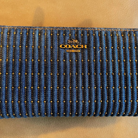 Coach | Bags | Coach Denim Quilted Accordion Zip Wallet Style 66595 ...